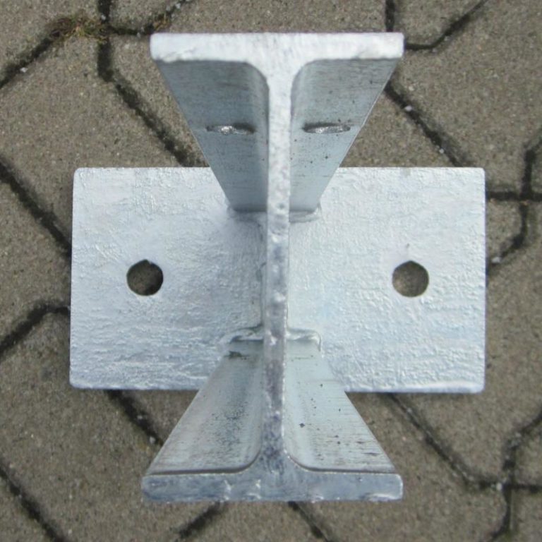 IPE-100-Pfosten für Leitplanken, 1-holmig, mit Fußplatte, 515 mm hoch – Leitplanken-Discounter